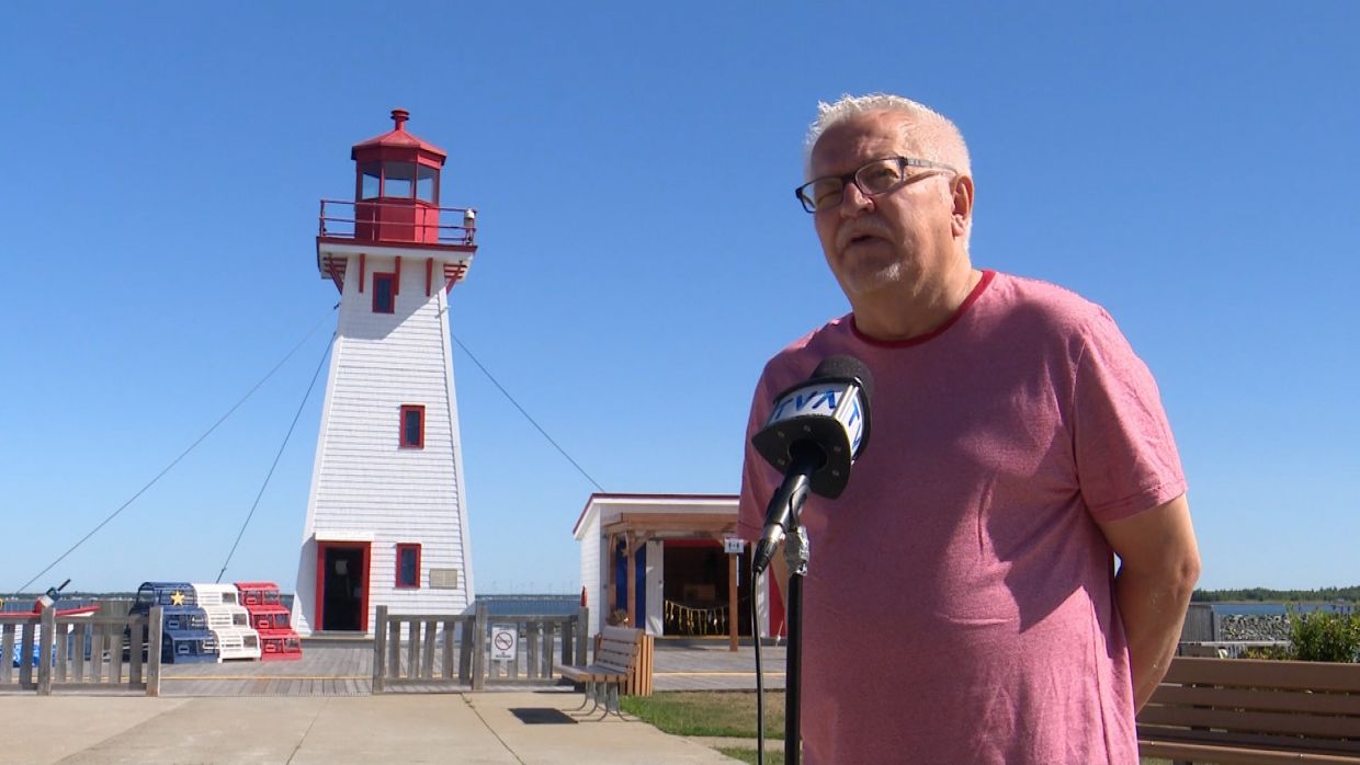 Shippagan-Lamèque-Miscou élit le libéral Éric Mallet - TVA CIMT CHAU