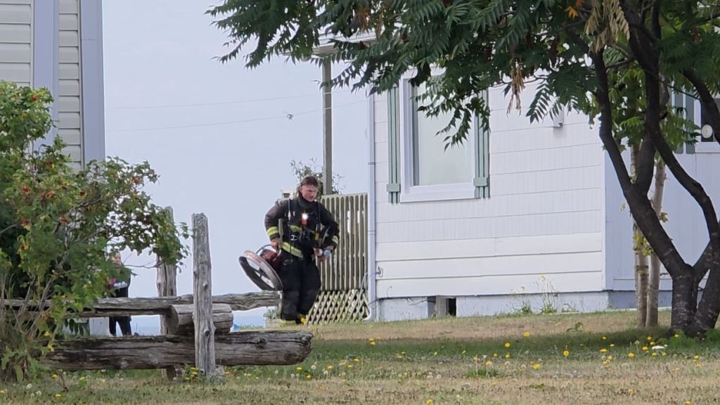 Incendie rapidement maîtrisé à Saint-Siméon-de-Bonaventure - TVA CIMT CHAU