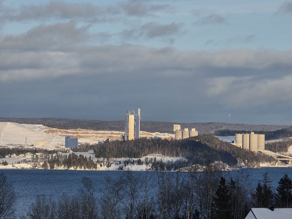 Près de 146 000$ en amendes pour la cimenterie de Port-Daniel - TVA ...