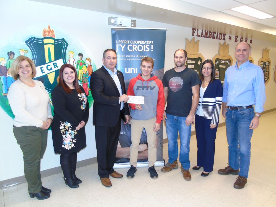 Concours boursier UMCE-UNI : Jason Boudreau se couvre de gloire! - TVA ...