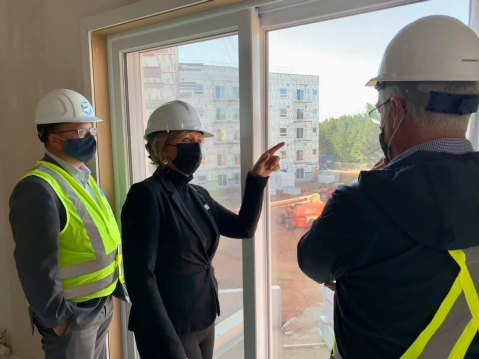 André Laforest annonce Îles 3 - TVA CIMT CHAU