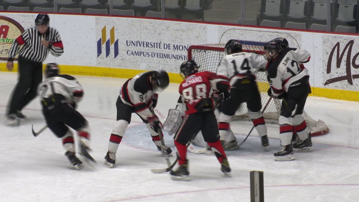 La crème du hockey bantam à Edmundston - TVA CIMT CHAU