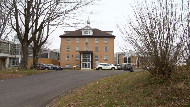 Cégep de Carleton - TVA CIMT CHAU