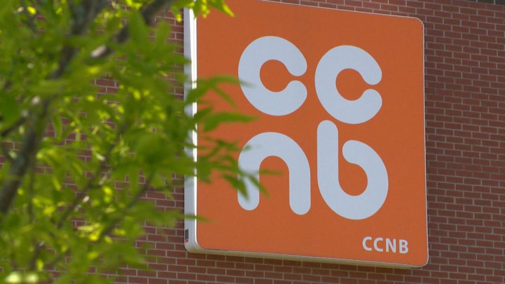 CCNM Collège communautaire du Nouveau-Brunswick logo - TVA CIMT CHAU