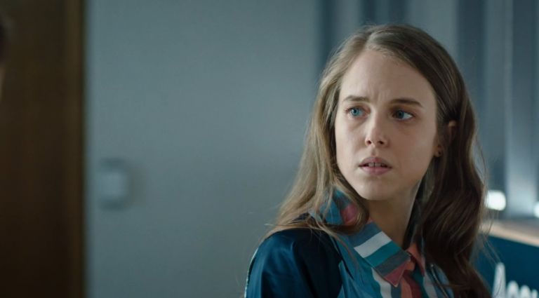 Carla turcotte - CRÉDIT AMALGA PRODUCTION - TVA CIMT CHAU