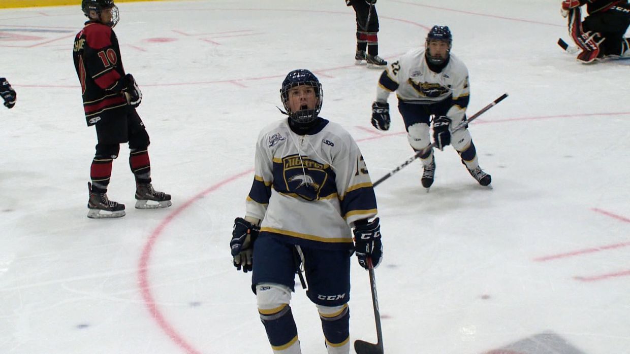 Albatros : Elliot Dutil, un modèle pour ses coéquipiers - TVA CIMT CHAU