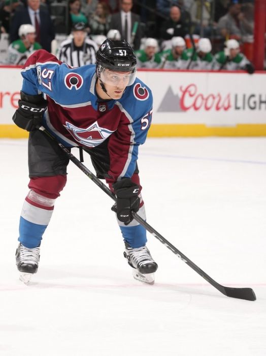 Gabriel Bourque marque un 1er but avec l'Avalanche - TVA CIMT CHAU