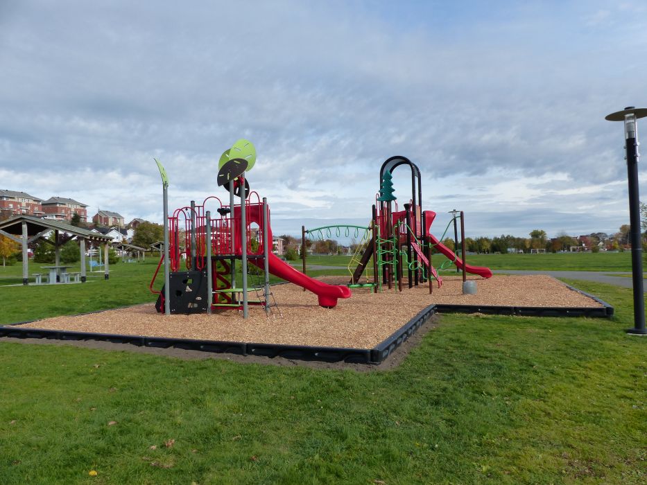 Les modules de jeux et les balançoires des parcs de Rivière-du-Loup ...