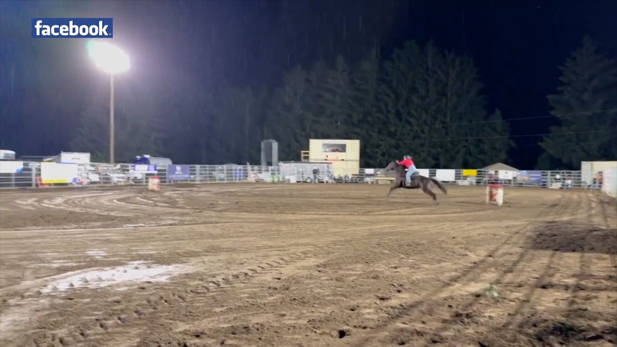 Trois cavaliers de la région au Festival western de Saint-Tite - TVA ...