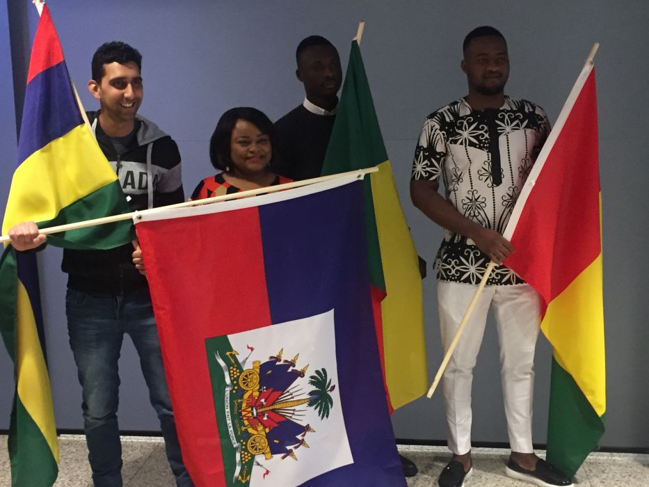 Une communauté internationale vivante au Nord-Ouest - TVA CIMT CHAU