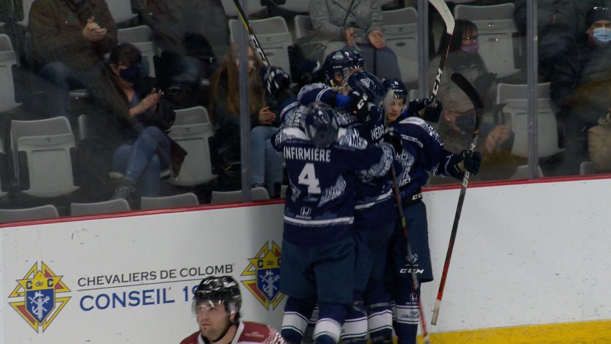 Des matchs serrés, mais une seule victoire pour le Blizzard - TVA CIMT CHAU