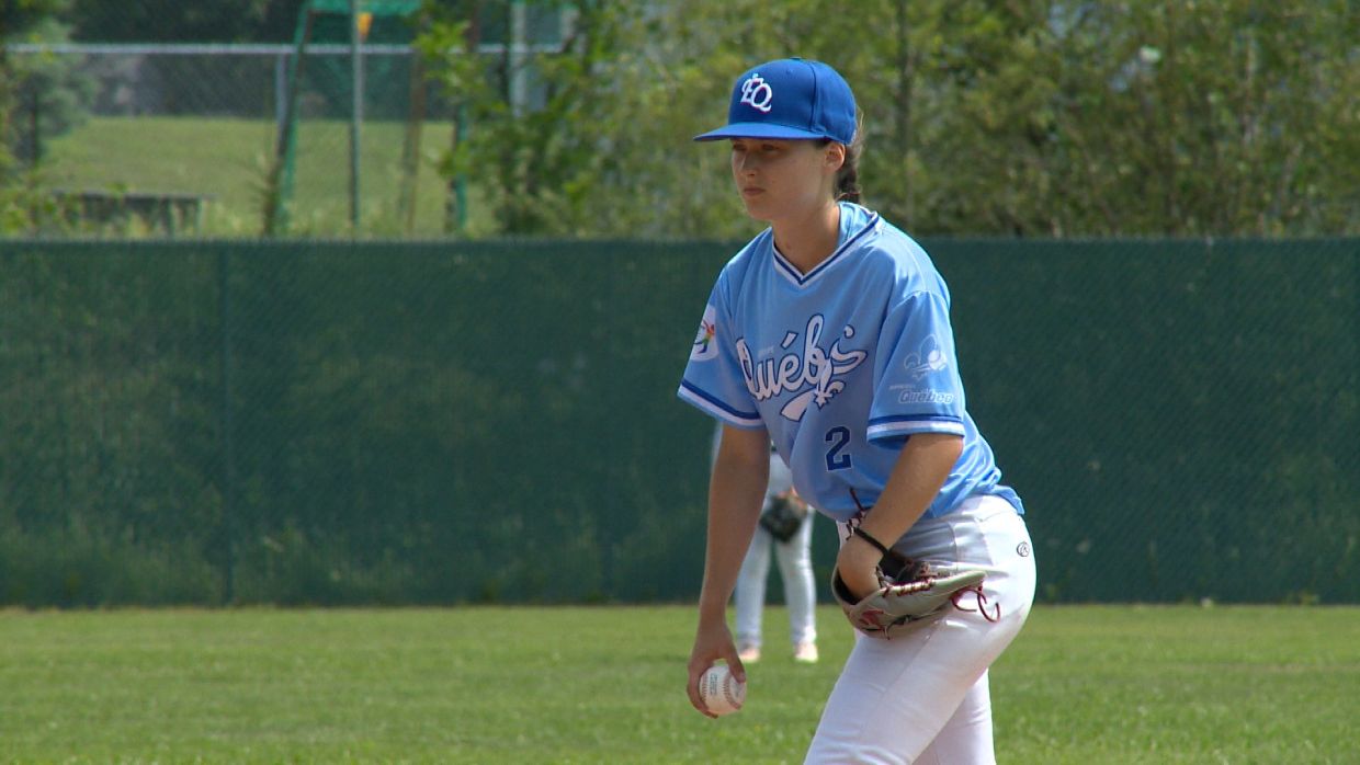 Le baseball féminin était à l'honneur à Rivière-du-Loup - TVA CIMT CHAU