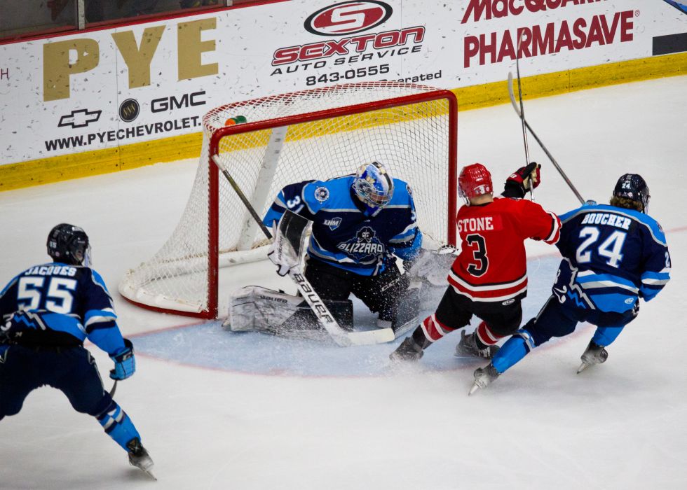 Voyage parfait et sommet du classement pour le Blizzard d'Edmundston ...