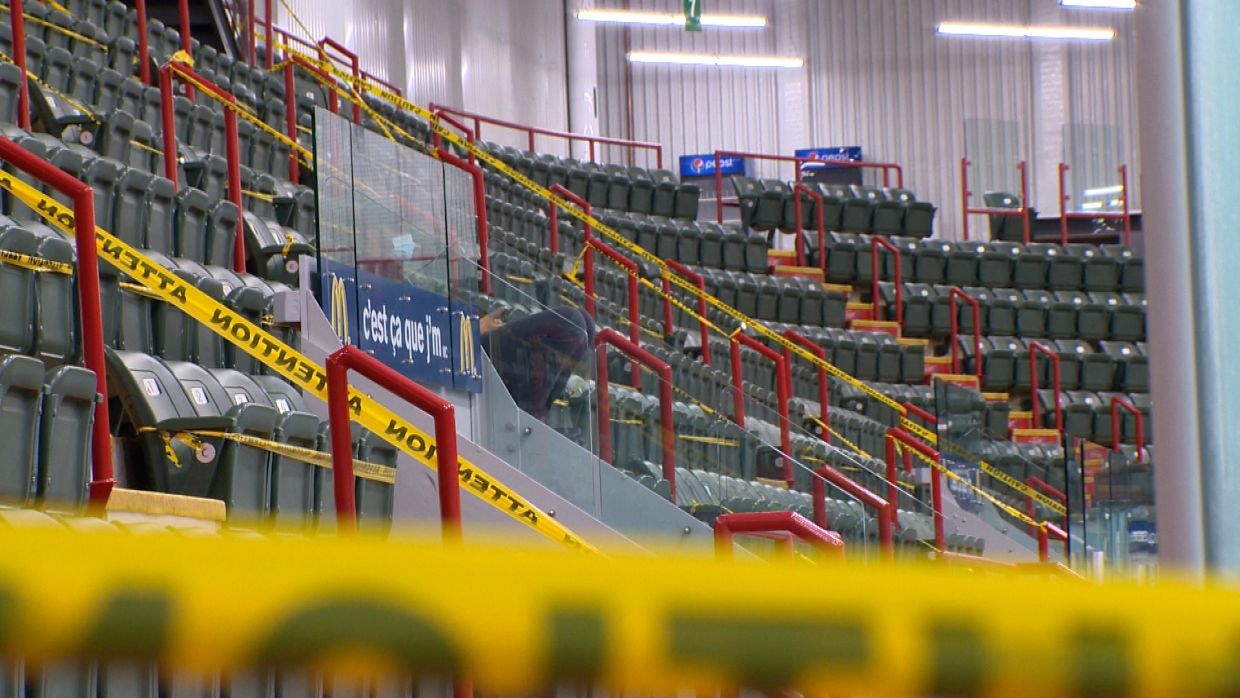 La glace est prête au Centre Premier Tech - TVA CIMT CHAU