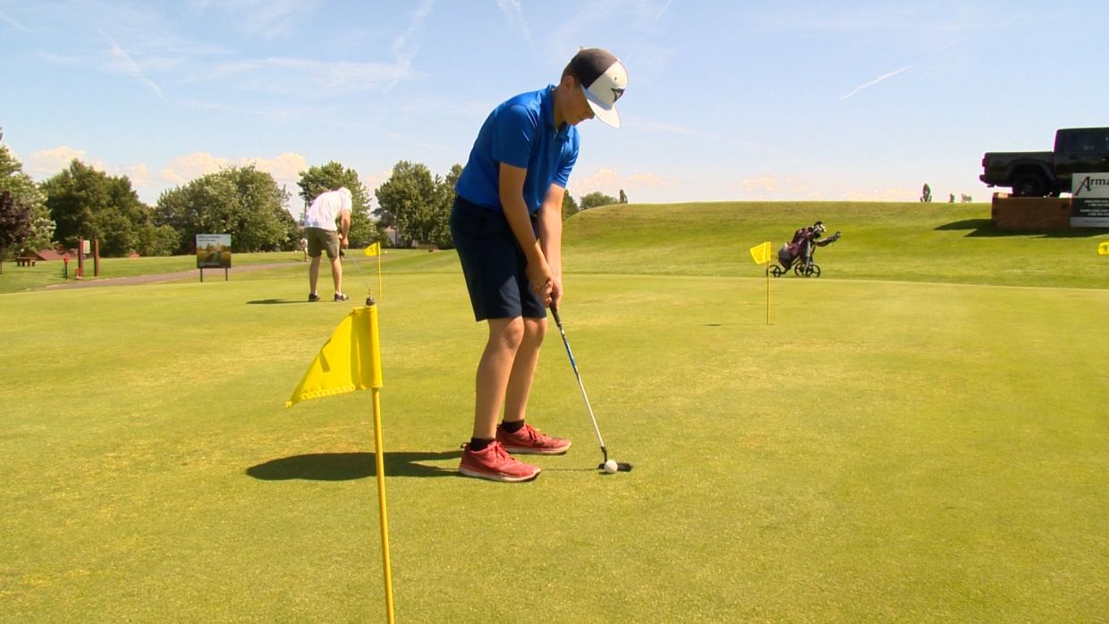 Sport : le club de golf de Carleton dans ses beaux jours - TVA CIMT CHAU