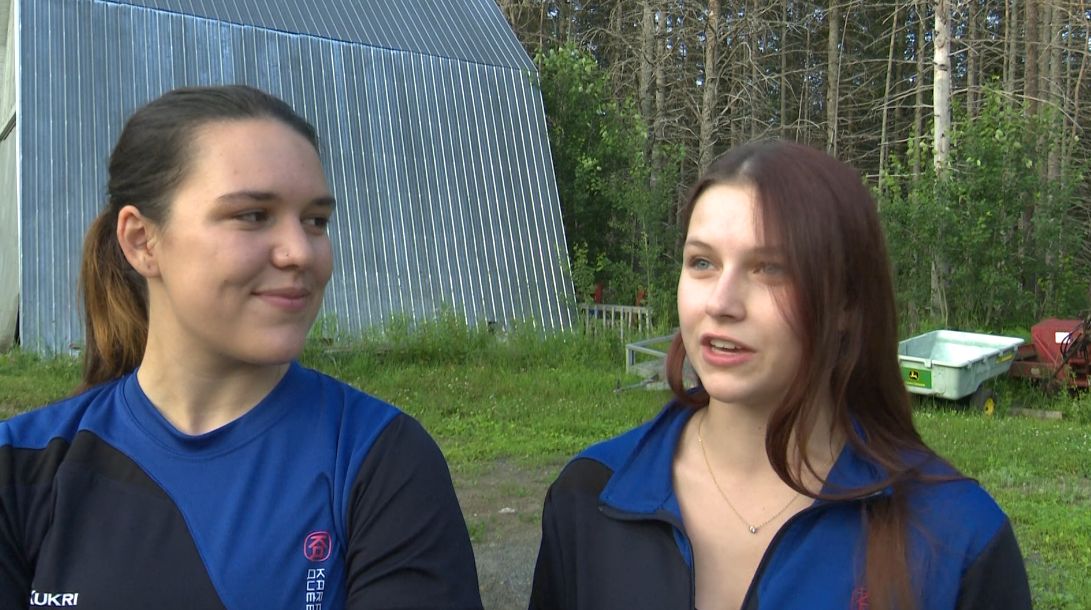 Les soeurs Courtemanche brillent au championnat canadien de karaté ...