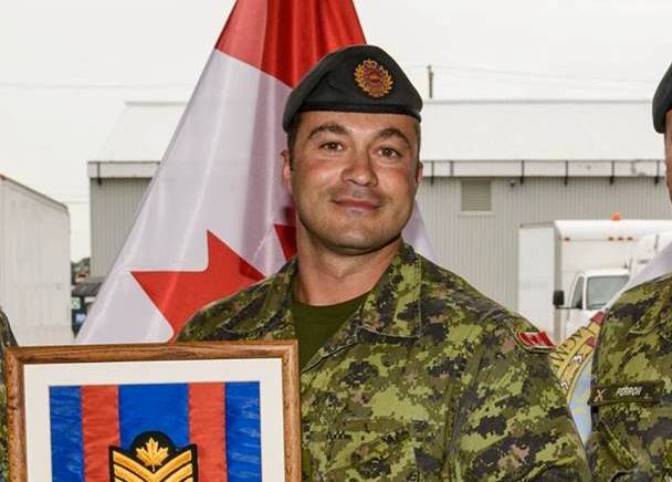 Il sauve la vie de cinq personnes lors d'un incendie - TVA CIMT CHAU