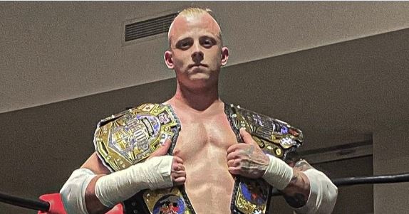 Grande étape dans la carrière du lutteur Mikey Thunder - TVA CIMT CHAU