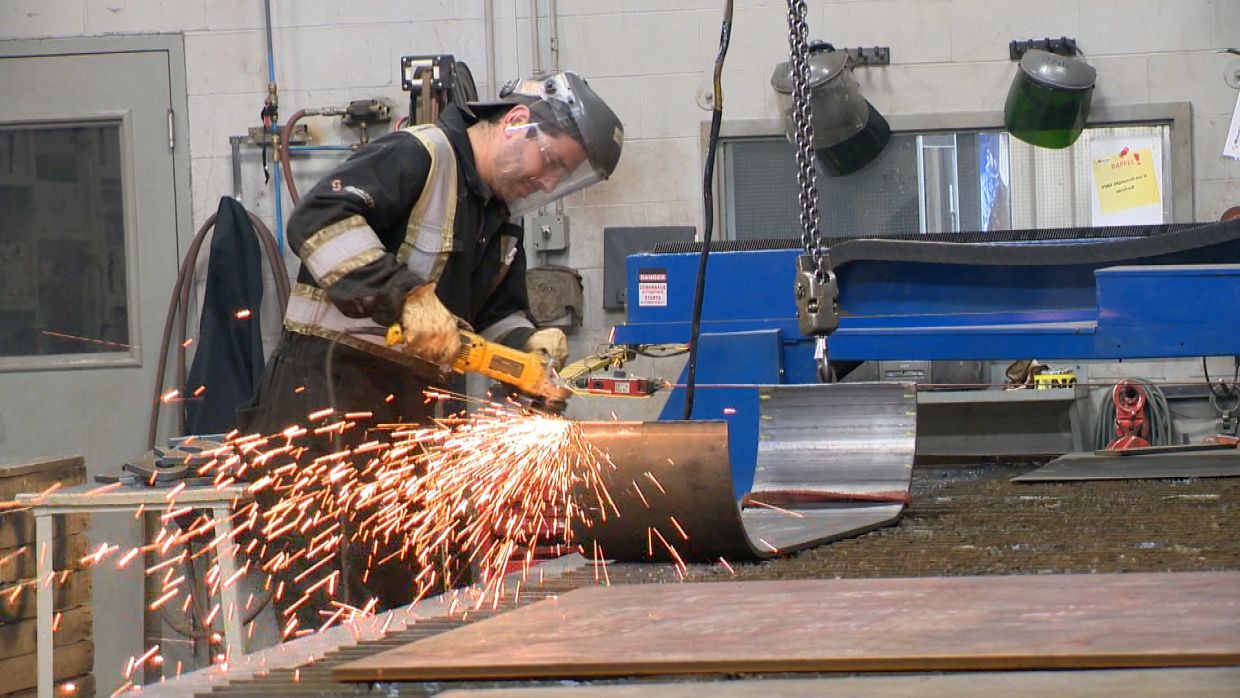 Économie : le secteur manufacturier en plein essor - TVA CIMT CHAU