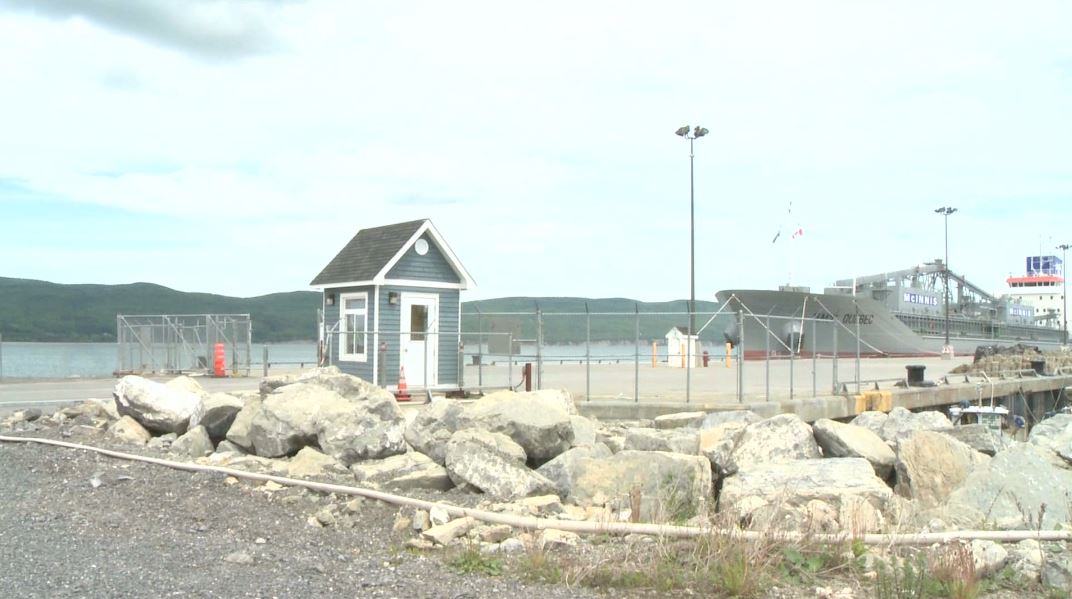 Le port de Gaspé maintenant géré par une société portuaire - TVA CIMT CHAU