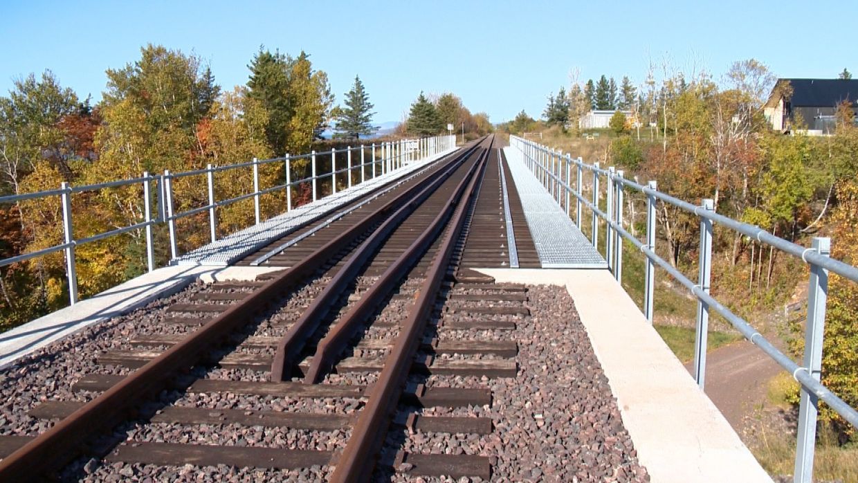 Voie ferrée Matapédia-Gaspé : Le train un excellent moteur économique ...